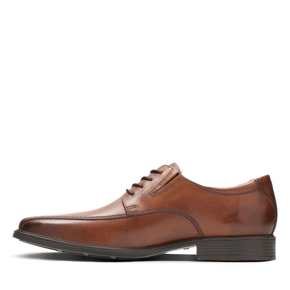 Clarks Tilden Walk Shoe - 26130095